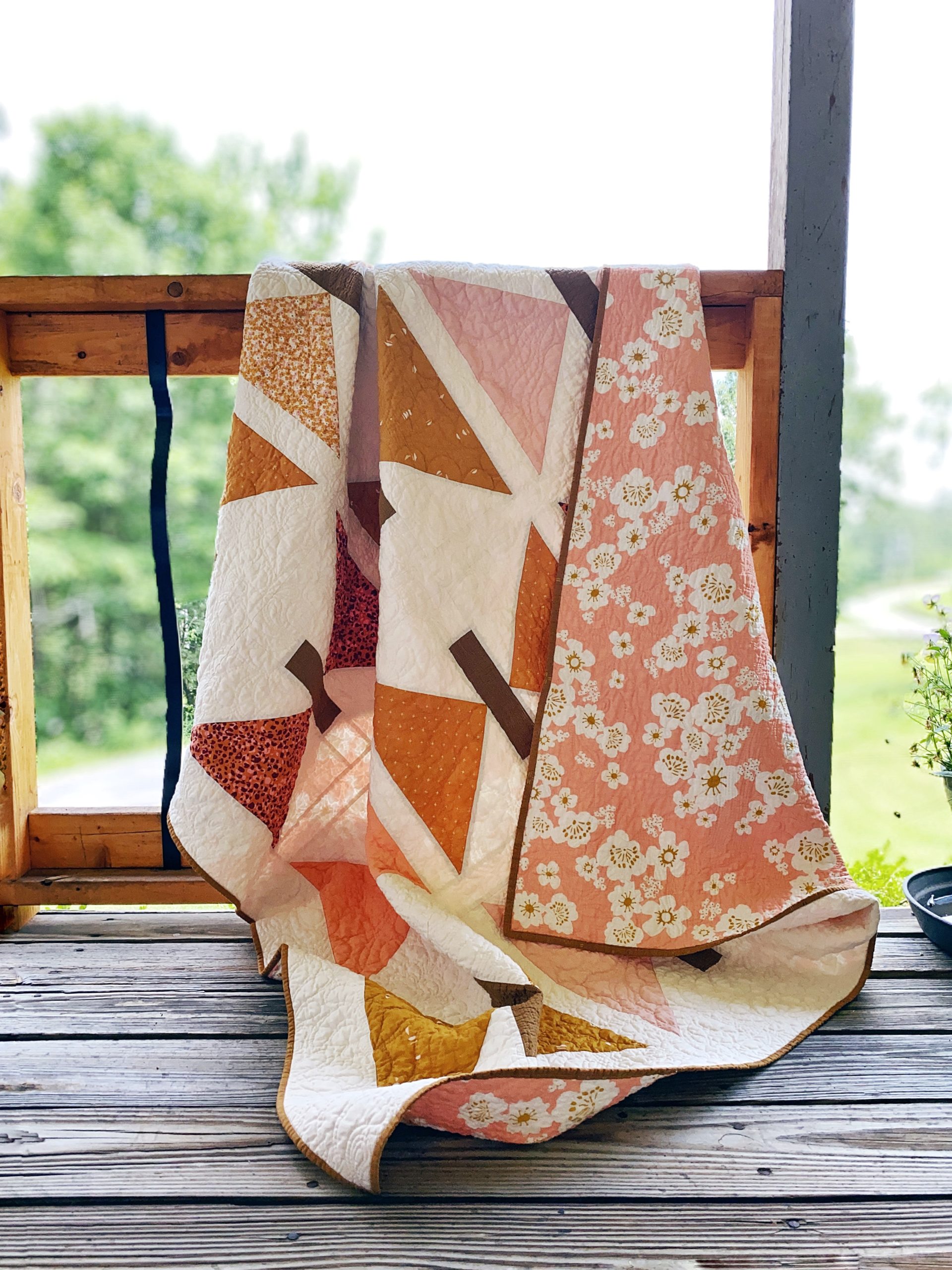 Mariposa Quilt Pattern: A Modern and Simple Design