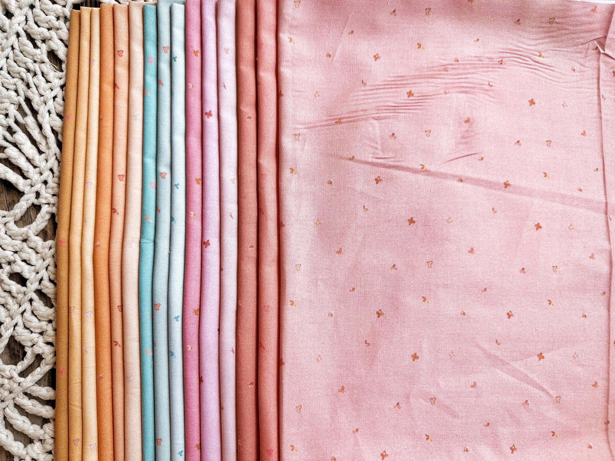 Clover - A new fabric collection by Melanie Traylor - Southern Charm Quilts