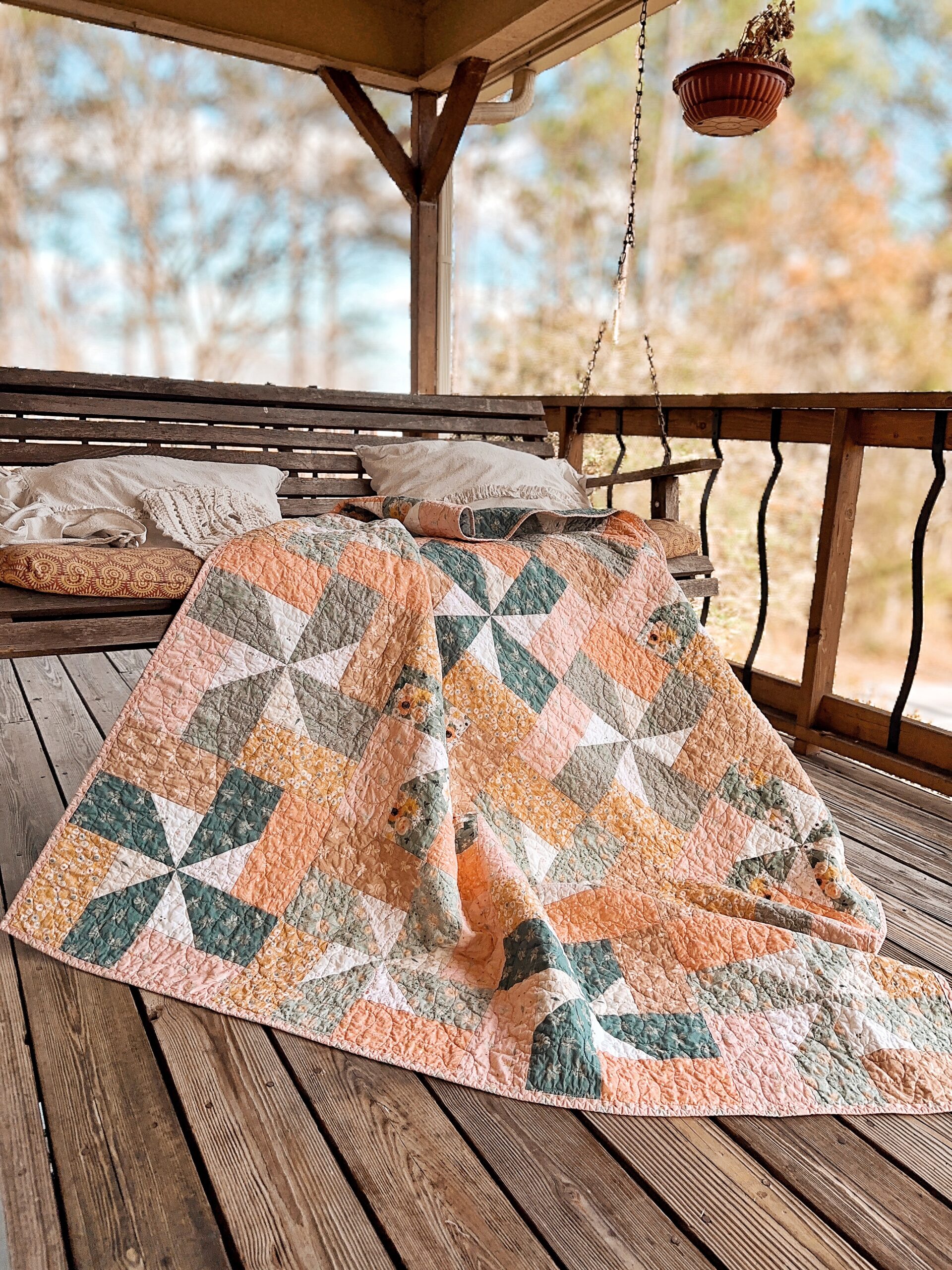 Pinwheel Poppers Free Quilt Pattern for Beginners