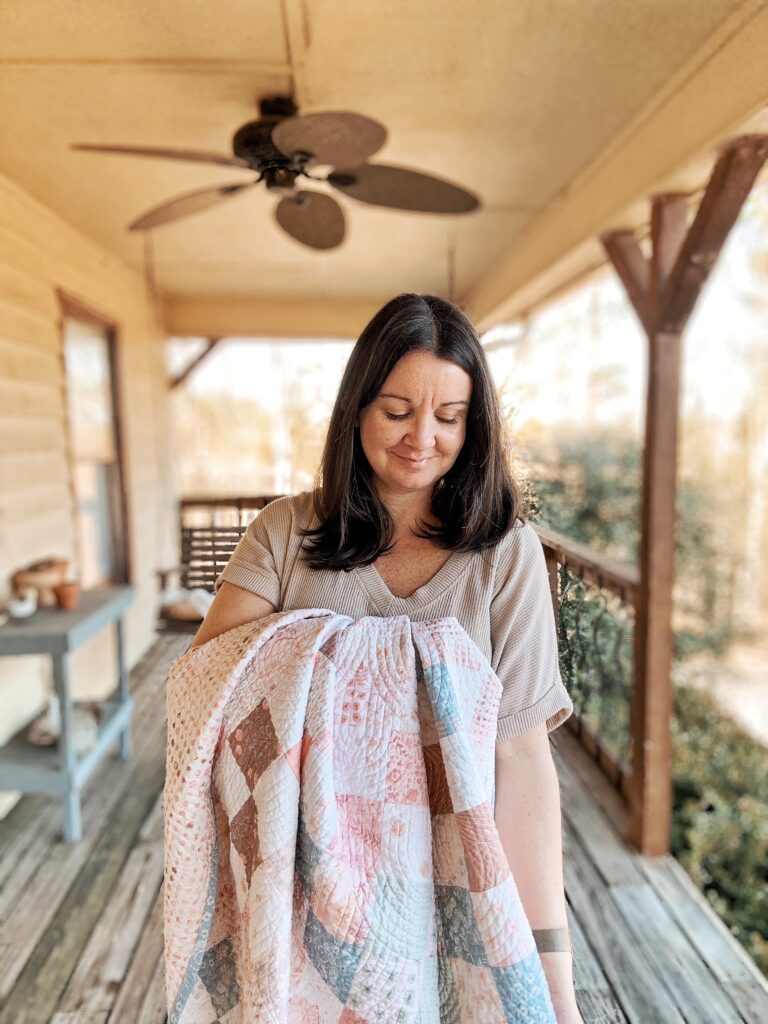 My Finished Checkie Quilt: A Play of Light and Dark Fabrics